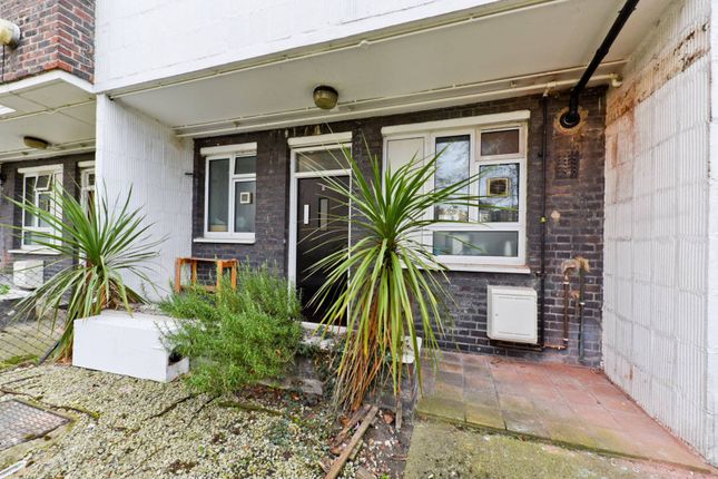 Patmore Estate, Nine Elms, London SW8, studio to rent - 69097702 ...