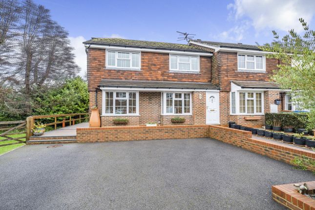 Chestnut Walk, Pulborough RH20, 3 bedroom end terrace house for sale ...