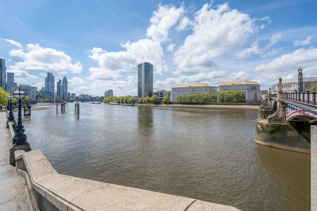 Parliament View, Albert Embankment, London SE1, 3 bedroom flat for sale ...