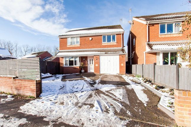 Heath Road, Heath S44, 4 bedroom detached house for sale - 68854709 ...