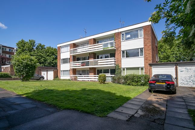 Broadmead Road, Woodford Green IG8, 2 bedroom flat for sale - 61626629 ...
