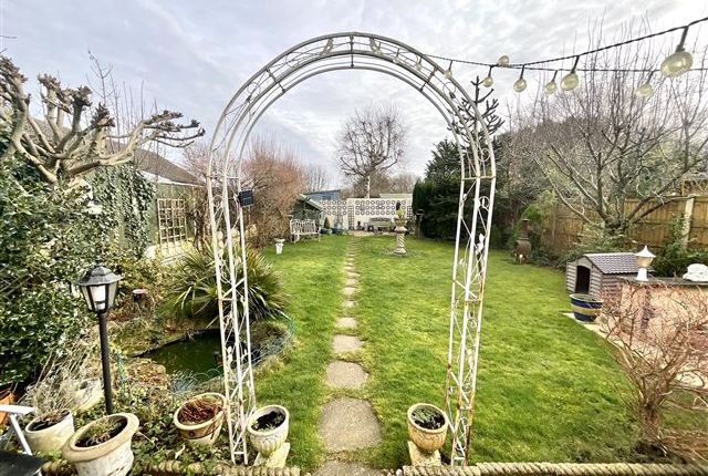 Manor Way, Todwick, Sheffield S26, 4 bedroom semi-detached house for ...