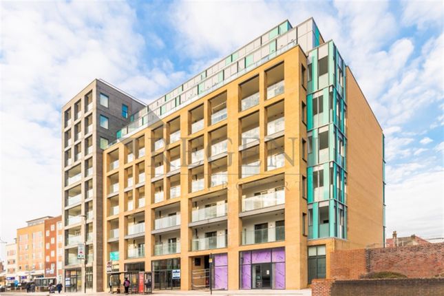 Rubix House, Southall UB1, 2 bedroom flat to rent - 61349037 ...