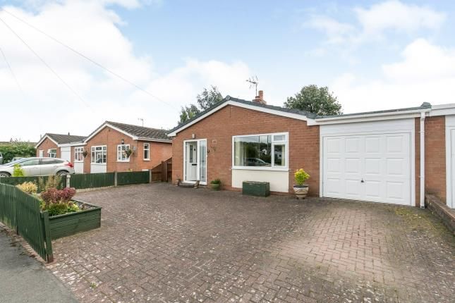 Ffordd Celyn, Sychdyn, Mold, Flintshire CH7, 3 bedroom bungalow for ...