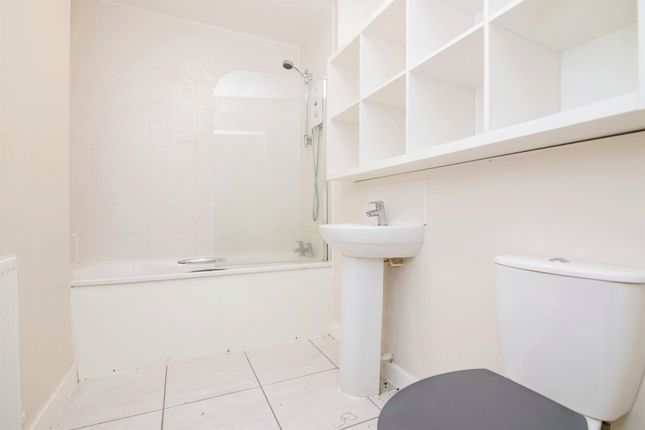 Alma Way, Birmingham B19, 2 bedroom flat for sale - 66546690 ...