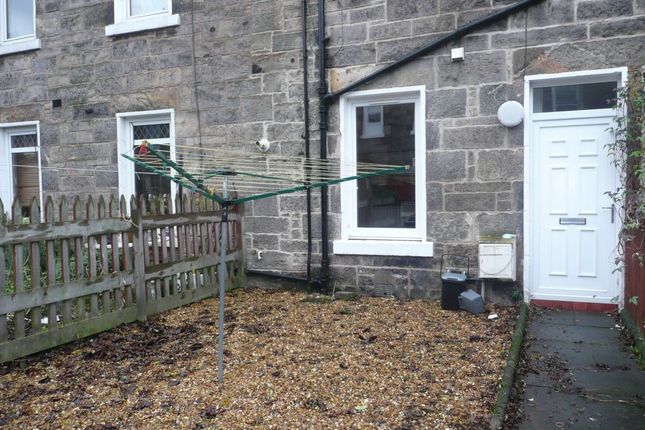 Ashville Terrace, Lochend, Edinburgh EH6, 2 bedroom flat to rent ...