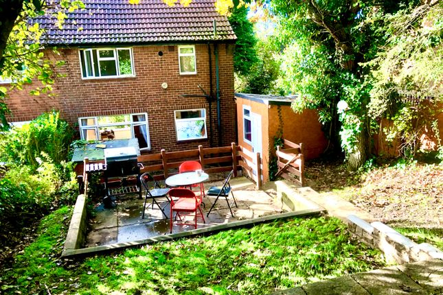Silk Mill Drive Horsforth Leeds Ls16 3 Bedroom Semi Detached House