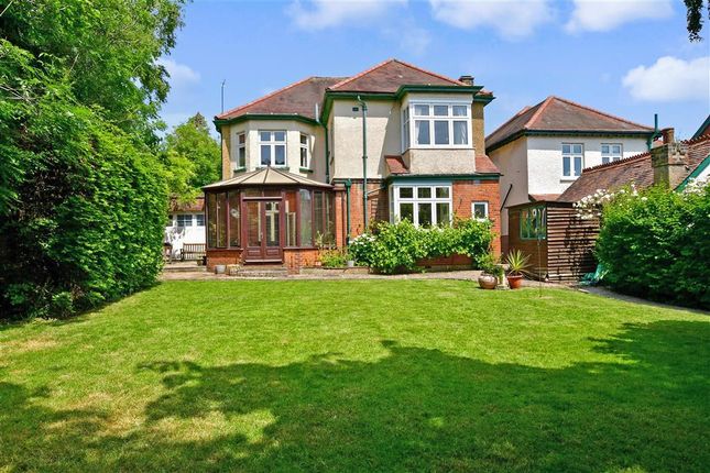 Glengall Road, Woodford Green, Essex IG8, 5 bedroom detached house for ...