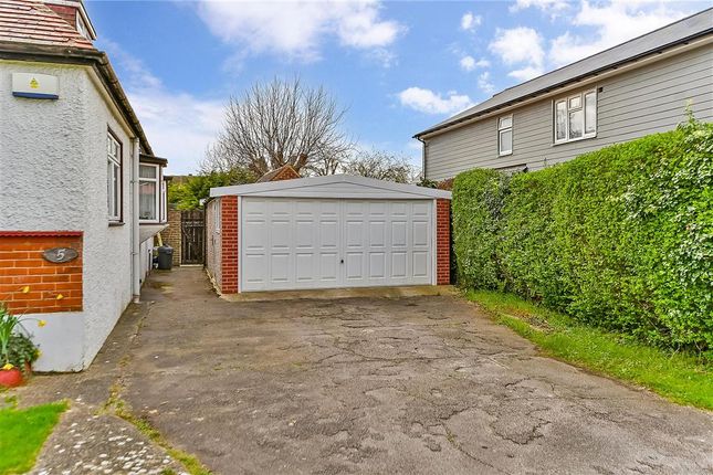 Pump Lane, Rainham, Gillingham, Kent ME8, 5 bedroom property for sale ...