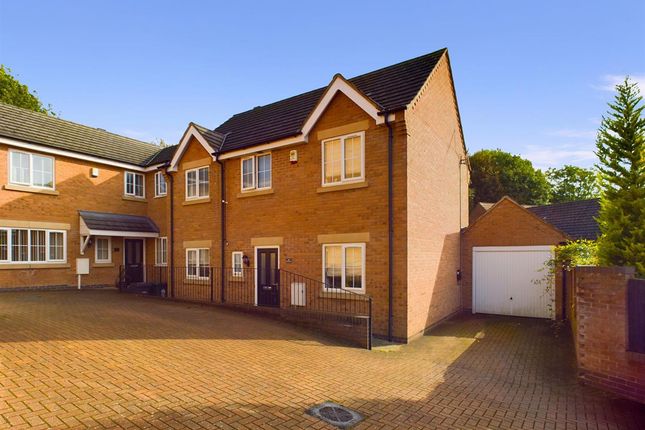 Homes for Sale in Mapperley Plains, Mapperley, Nottingham NG3 - Buy ...