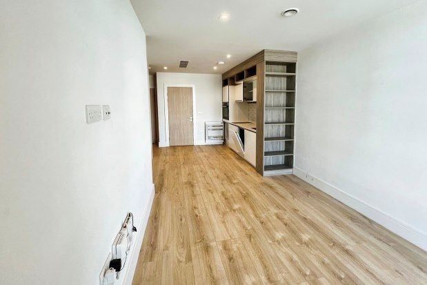 Station Road, Addlestone KT15, studio to rent - 67571918 | PrimeLocation