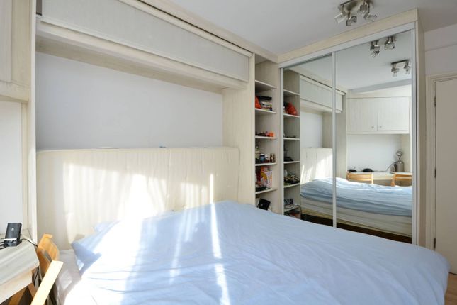 Chelsea Cloisters, Chelsea, London SW3, studio to rent - 60591395 ...