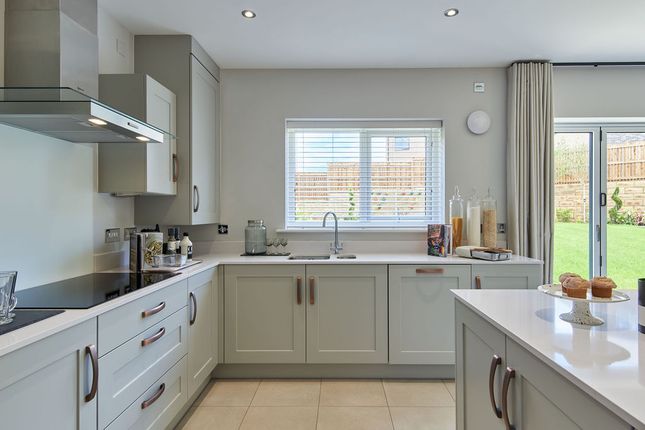 Springwood Drive, Clitheroe BB7, 3 bedroom semi-detached house for sale ...