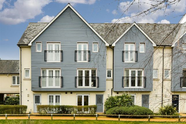 Homes for Sale in Merstham - Buy Property in Merstham - Primelocation