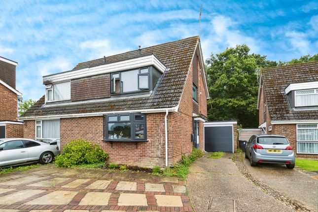 Homes for Sale in Hazel Way, Crawley Down, Crawley RH10 - Buy Property ...