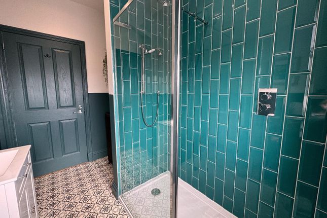 Argyle Road, Whitby YO21, 2 bedroom flat for sale - 67470361 ...