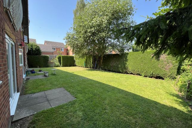 Tolkien Way Hartshill Stoke On Trent St4 2 Bedroom Flat For Sale