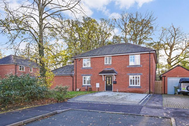 Oaklands Avenue, Rowland's Castle PO9, 3 bedroom property for sale ...