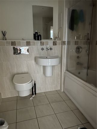 Breakwater House, Prospect Place, Cardiff CF11, 2 bedroom flat for sale ...