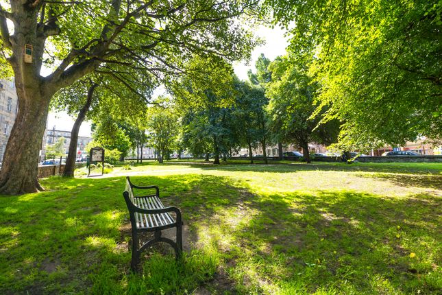 20 Gayfield Square, New Town, Edinburgh EH1, 3 bedroom flat for sale ...