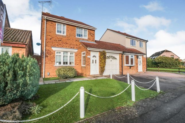 Benedictine Gate, Cheshunt EN8, 3 bedroom link-detached house for sale ...