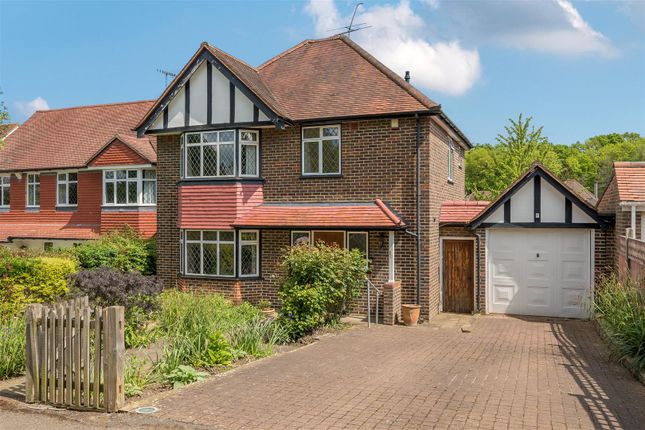 Kennel Lane, Fetcham, Leatherhead KT22, 3 bedroom detached house for ...
