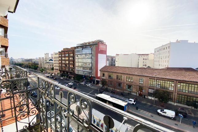 C. De Raimundo Fernández Villaverde, 1, Tetuán, 28003 Madrid, Spain, 5 ...