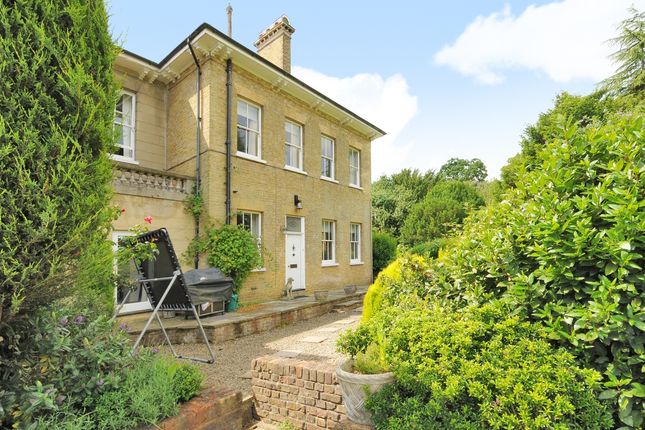 Homes to Let in Longcross, Surrey - Rent Property in Longcross, Surrey ...