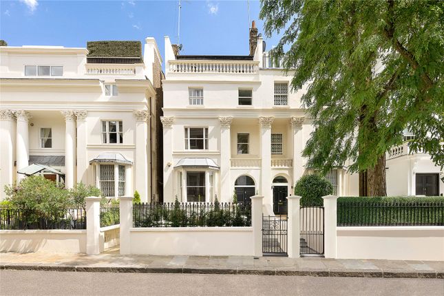 Hyde Park Gate, London SW7, 6 bedroom semi-detached house for sale ...