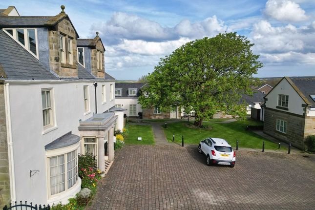 Manor Close, Whitby YO21, 3 bedroom mews house for sale - 67140657 ...