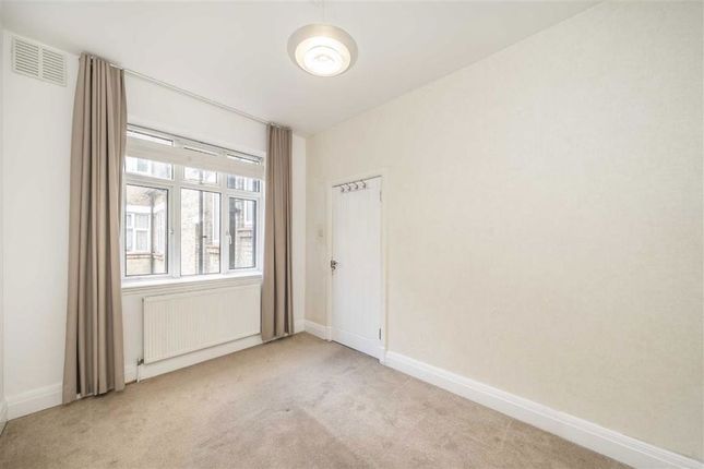 Shoot Up Hill, Cricklewood NW2, 3 bedroom flat for sale - 69748850 ...
