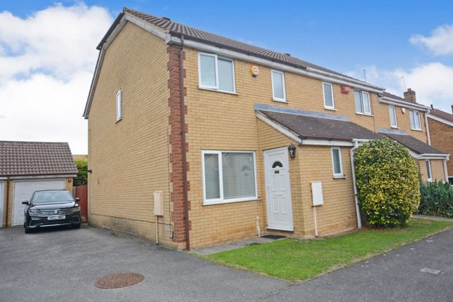 Mill Meadow, Northampton, Northamptonshire NN2, 3 bedroom end terrace ...