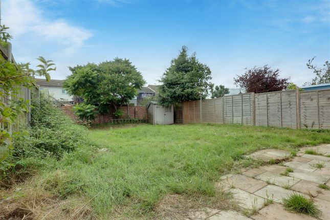 Flatford Drive, Clacton-On-Sea CO16, 3 bedroom property for sale ...