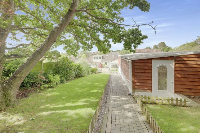 Thundersley Park Road, Benfleet SS7, 3 bedroom bungalow for sale ...