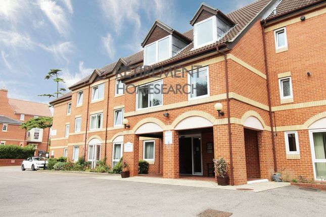 1 bed flat for sale in Croft Court, Braintree Road, Dunmow CM6 - Zoopla
