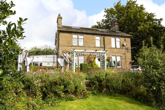 5 bed detached house for sale in Otley Road, Eldwick, West Yorkshire ...