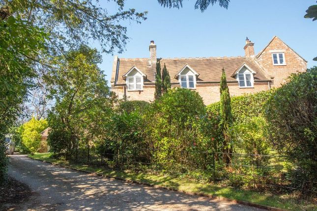 Oakdown Court, Burwash Common, Etchingham, East Sussex TN19, 2 bedroom ...