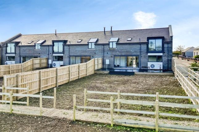 Watts Quarry Lane, Somerton TA11, 4 bedroom end terrace house for sale ...