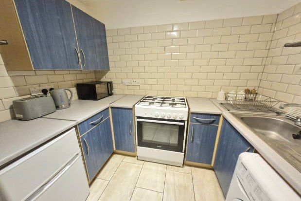 Exeter Drive, Glasgow G11, 1 bedroom flat to rent - 69608759 ...