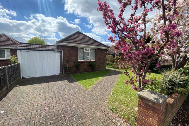 Walton-On-Thames, Surrey KT12, 2 bedroom bungalow for sale - 63940970 ...