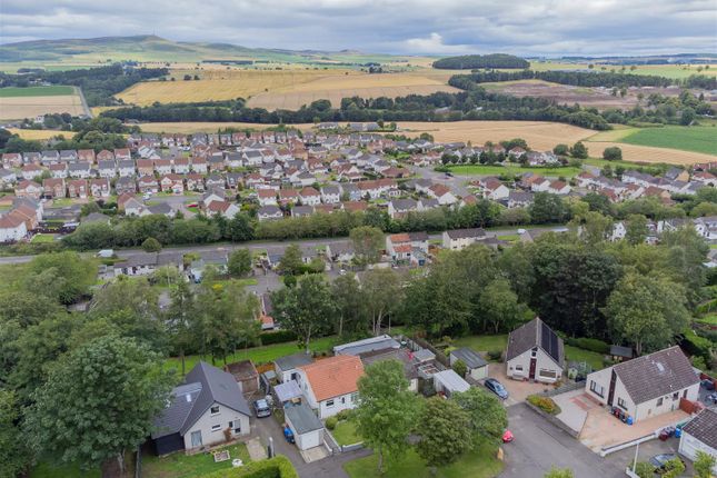 Kinclaven Drive Dundee Dd3 3 Bedroom Semi Detached Bungalow For Sale