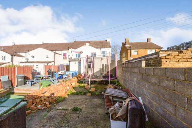High Street, Northfleet, Gravesend DA11, 3 bedroom terraced house for ...