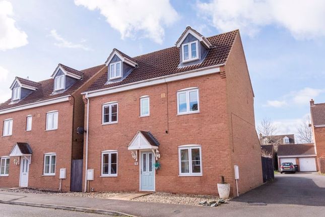 4 bed detached house for sale in Hansel Close, Peterborough PE2 - Zoopla