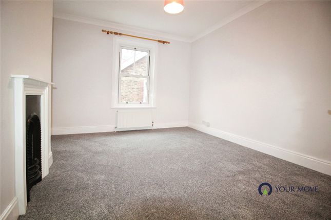 Station Road, Polegate, East Sussex BN26, 2 bedroom flat for sale ...