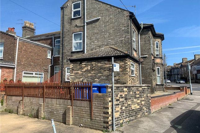 Alexandra Road, Lowestoft, Suffolk NR32, 4 bedroom detached house for ...