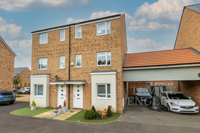 Houses For Sale In London Road Stanway Colchester Co3 London Road