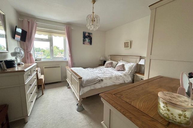 Bosmere Court, The Causeway, Needham Market, Ipswich IP6, 1 bedroom ...