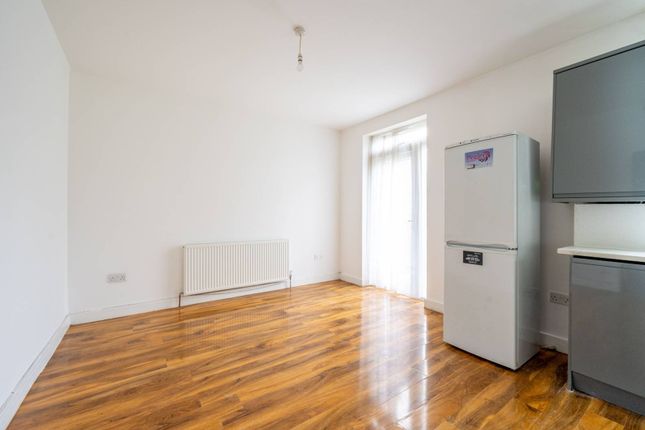 Cavendish Drive, Leyton, London E11, 3 bedroom terraced house for sale ...