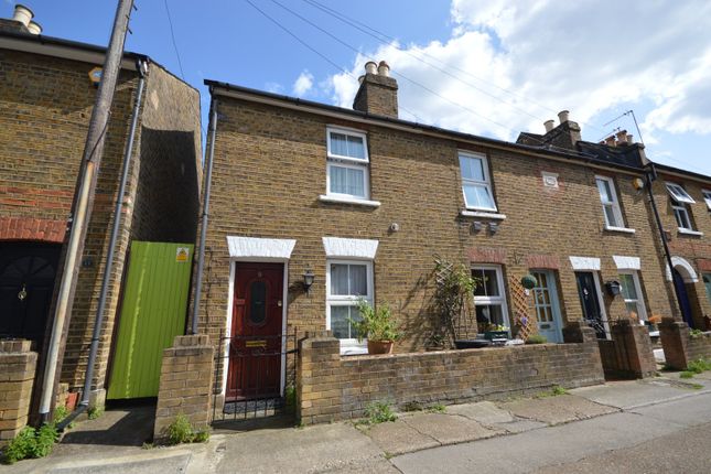 Homes For Sale In Bell Road Hounslow Tw3 Buy Property In Bell Road
