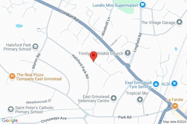 Newlands Crescent, East Grinstead, West Sussex RH19, 2 bedroom flat for ...